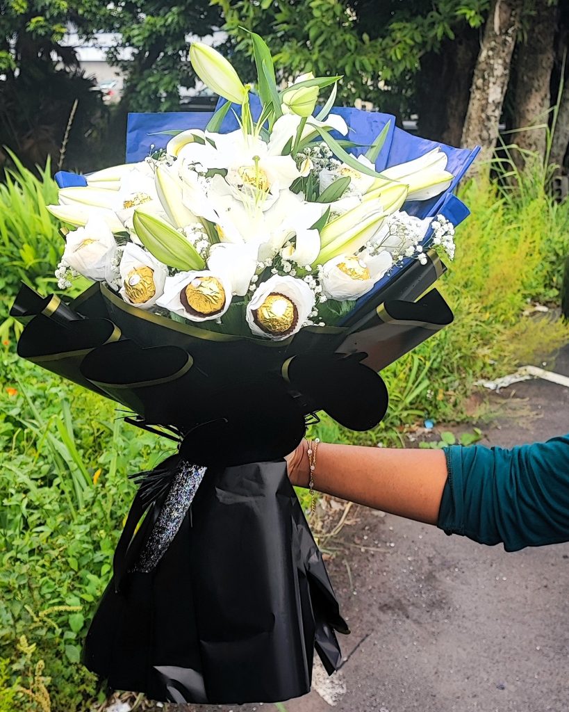 Lilies & Chocolates White Luxe Delight Bouquet - Flowers Delivery Mauritius